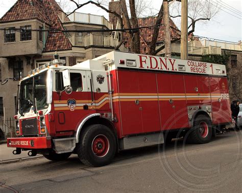 Fdny Fire Truck Crash Fdny Fire Engine Crashes Into Building Gofwlu