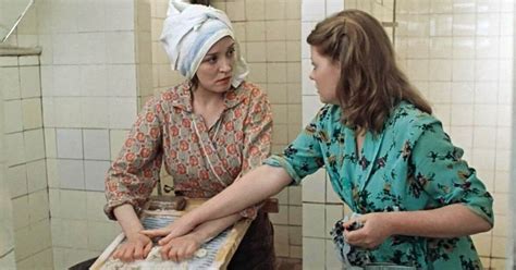 საბჭოთა პერიოდში ქალები ყოველდღიურად აკეთებდნენ ამ საყოფაცხოვრებო საქმეებს ახლა კი ეს ყველაფერი