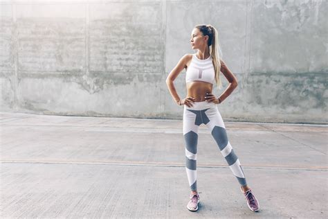 Download Wallpaper Girl Exercise Sports Fitness Model Sportswear