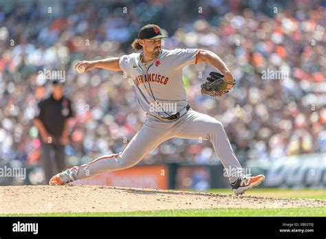 Detroit Mi May 26 San Francisco Giants Sp Jordan Hicks 12 Pitching In Relief During The