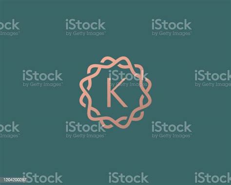 추상 선형 모노그램 문자 K 로고 아이콘 디자인 현대 최소한의 스타일 일러스트 프리미엄 알파벳 라운드 화환 프레임 벡터 라인 엠블럼 기호 기호 마크 로고 타입 알파벳 K에