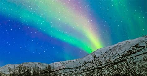The Best Places To See The Northern Lights For Romance