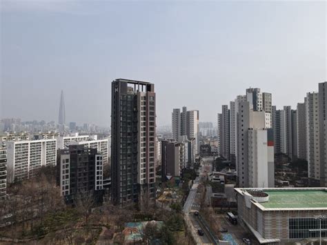 Arcitecture에 있는 Yk Na님의 핀 건축물 아파트 디자인