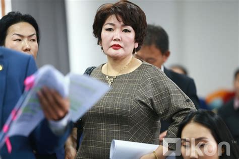 Ц Хуланд холбогдох хэргийг Хөгжлийн Банкны шүүх хурал дууссаны дараа хянан хэлэлцэхээр болжээ