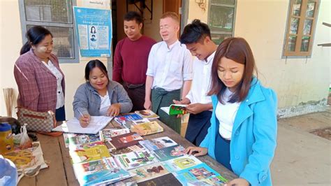 အမ်းမြို့နယ်၌ စာဖတ်ရှိန်မြှင့်တင်ရေး ရွေ့လျားစာကြည့် တိုက် Mobile Library စနစ်ဖြင့် စာအုပ