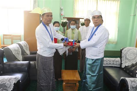 နိုင်ငံတော်စီမံအုပ်ချုပ်ရေးကောင်စီက ပေးအပ်သည့် ဘွဲ့တံဆိပ်များ သွားရောက