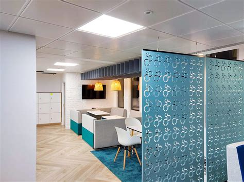 Interconnector Office Workspace