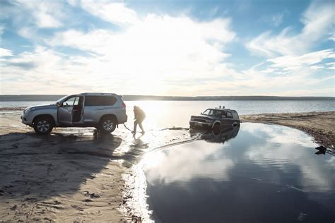 Jak wyciągnąć auto z błota poradnik