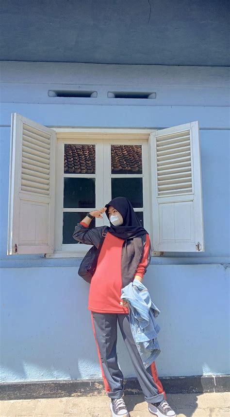 Pin By Listi Zahra On Cewek Sekolah Olahraga Sekolah