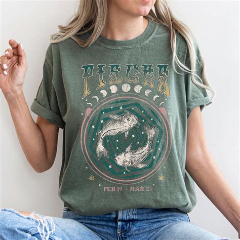 Vintage Pisces Zodiac Tee Comfort Colors Graphic Shirt Etsy