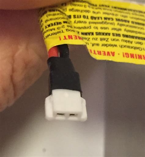 Batteries What Battery Connector Type Is This Electrical Engineering Stack Exchange