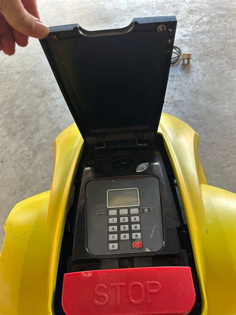 Automatic Robot Grass Cutting Machine Rooswoodmac