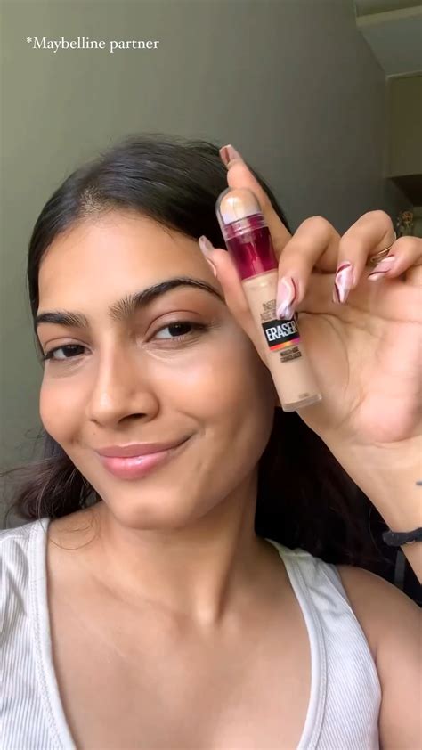 Instant Age Rewind Eraser Multi Use Concealer Butterscotch Concealer Maybelline Hide Your