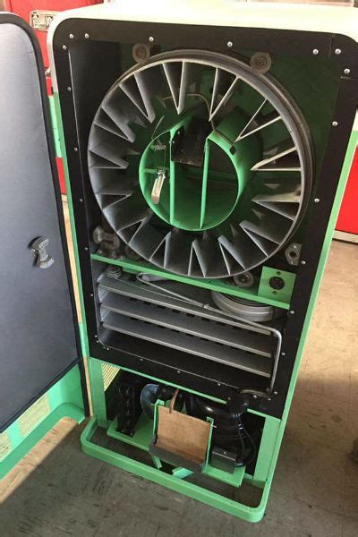 sm_165 - OldCokeMachines.com