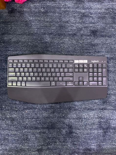 Logitech K850 Wireless Keyboard Computers And Tech Parts And Accessories