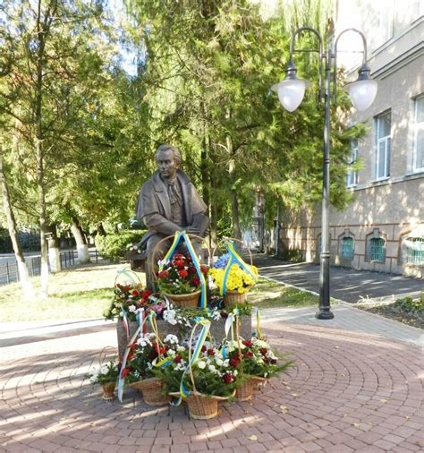 Таки є в нашому Берегові модний Шевченко Panbaklazhan — Livejournal