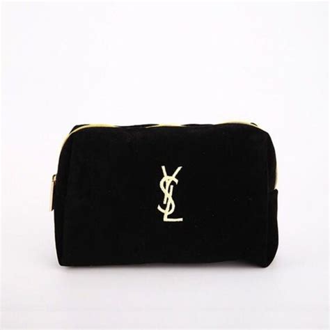 Yves Saint Laurent Косметичка купить на OZON по низкой цене (1733913663)