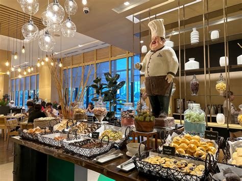 Seda Bgc A Modern Retreat In The Heart Of Bgc Taguig Tara Lets Anywhere