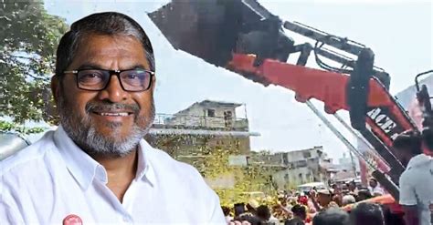 मागचा हिशोब पूर्ण करत नाहीत तोपर्यंत सोन्याची कांडी भंगार भावात देऊ