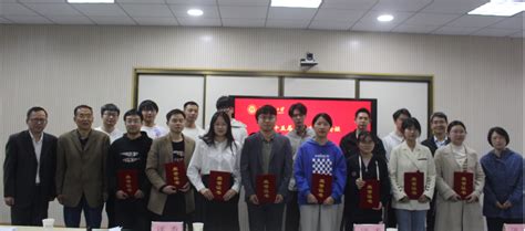 数理科学学院成功举办第十五届研究生知行论坛理工组（二）分论坛 武汉纺织大学数理科学学院