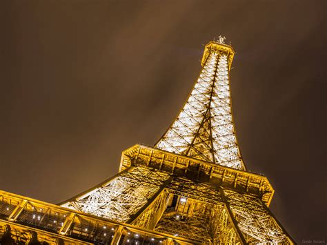 100 Paris At Night Wallpapers