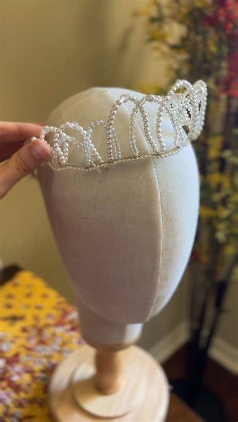 Moms Vintage Crown Rweddingaccesories