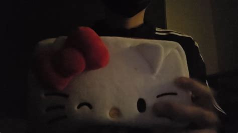 왓츠 인 마이 파우치 Whats In My Pouch Asmr No Talking Youtube