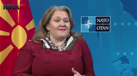 Интервју со министерката за одбрана Славјанка Петровска Youtube