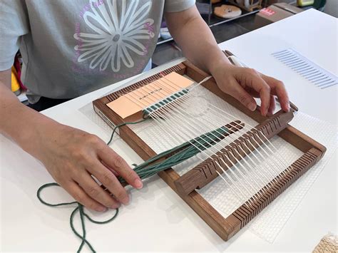 터프팅 위빙 글라스아트ㅣ펀치니들 힙팟 L 암사동공방 위빙원데이클래스 취미생활을 찾고 계신다며 공방을 찾아주신 영희님 민트컬러를 좋아하셔서 민트계열로 두개의