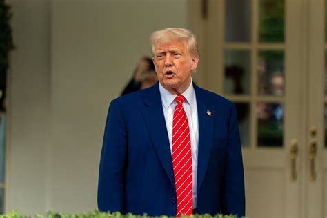 Тръмп Путин си играе с огъня Lentata