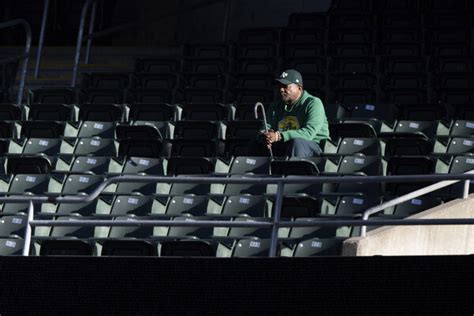 직장인은 외롭다 화난다그래서 ‘소프트 스킬이 돌아온다 글로벌 Hr 트렌드 2025