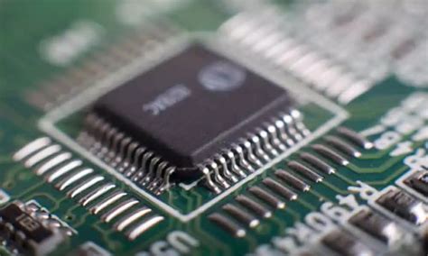 Qualcomm Chip Flaw Puts Millions Of Android Phones At Risk