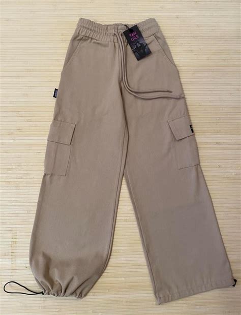 Штани дівчачі — ціна 400 грн у каталозі Спортивні штани Купити дитячі речі за доступною ціною на