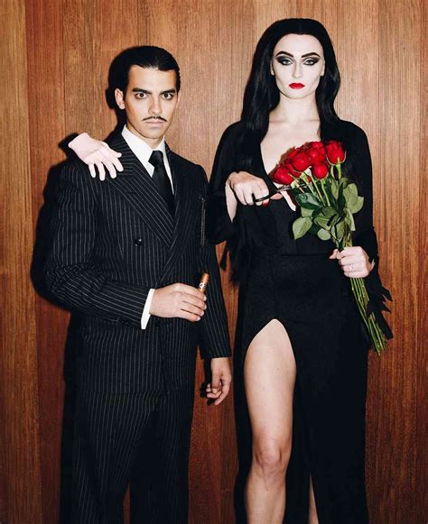 Famous Couple Costumes