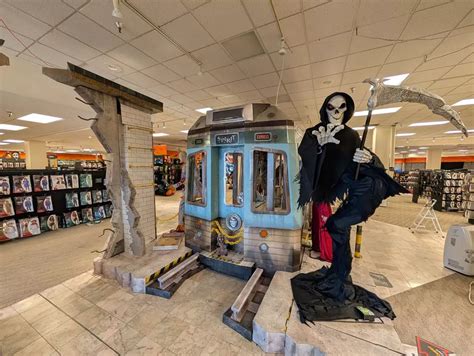 Spirit Halloween Opens Several Eastern Iowa Locations For 2025