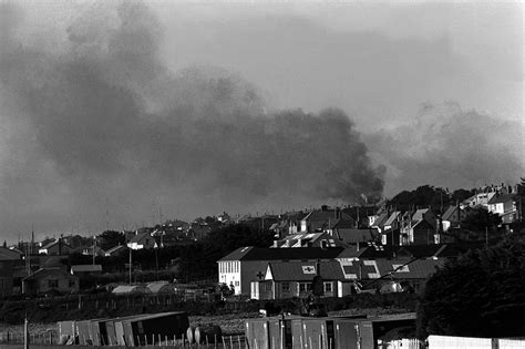 Malvinas Día D Un Comando Británico Infiltrado 21 Bombas Sobre Las