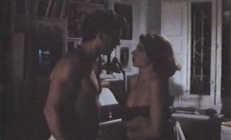 Victoria Abril Desnuda En El Juego Más Divertido