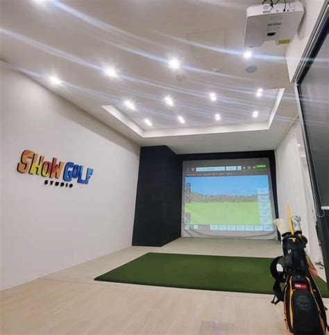 쇼골프가양점 플라이트스코프 스튜디오 에서 공때리는 언니와 함께 촬영완료 그립잡는방법 캐비어로 마무리 네이버 블로그