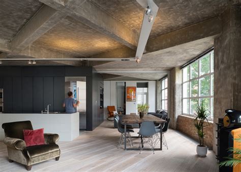 Apartment By Inside Out Architecture Features Chunky Concrete Beams