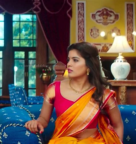 Amritha Aiyer Coffee With Kadhal 3 Jai Hot Navel Hd Caps