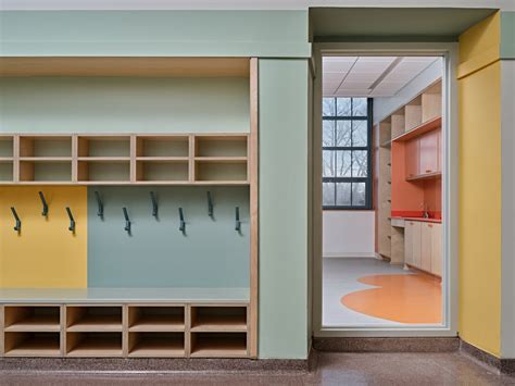 PLY And MPR Arquitectos Convert Historic Detroit Building Into School