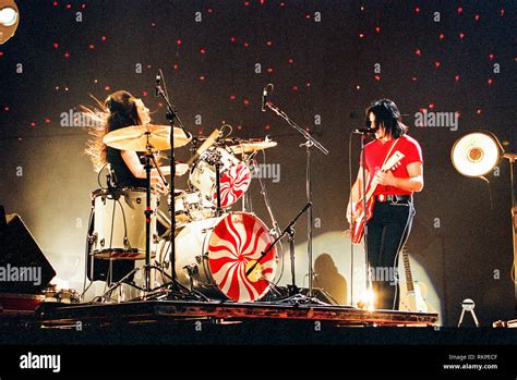 The White Stripes Live
