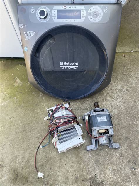 Части за пералня Hotpoint Ariston Резервни части аксесоари за уреди Карлово Продавам