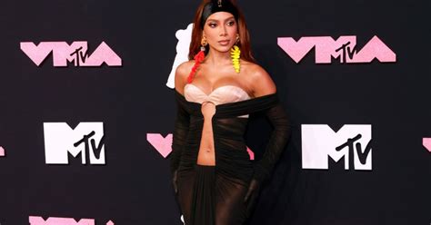 VMA 2023: 40 looks de Anitta, Taylor Swift, Olivia Rodrigo e mais famosas no Pink Carpet - Purebreak
