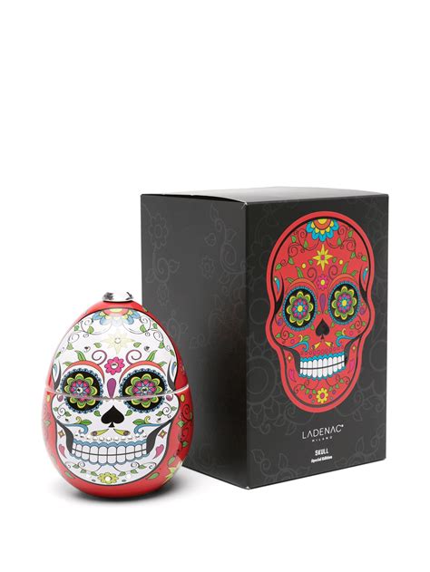 Mirisna Sveća Red Skull 220gr In Ceramic Egg Boudoir