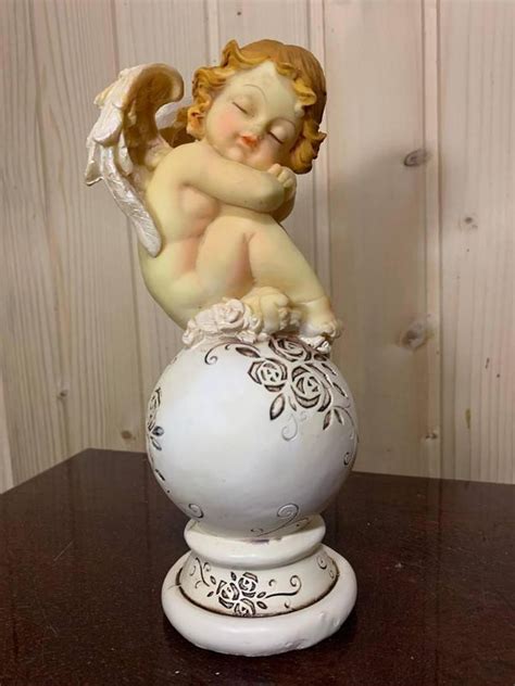 Статуэтка ангел — цена 166 грн в каталоге Статуэтки Купить товары для дома и быта по доступной