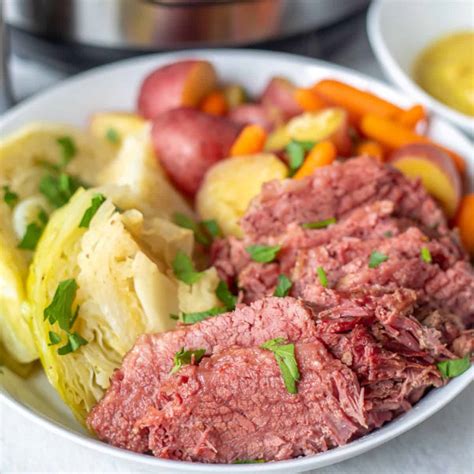 Instant Pot Corned Beef And Cabbage With Potatoes And Carrots