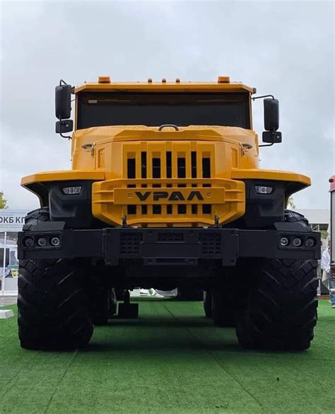 Түрээсийн дулаан зогсоол