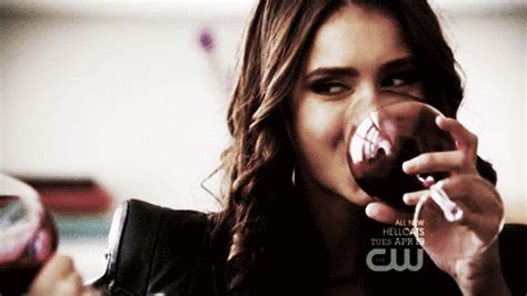 Nina Dobrev Gif Celebrity Gifs Mp Videos Gifposter