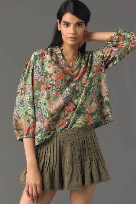 트로바타 올리 블라우스 앤트로폴로지 한국 공식 스토어 유니크한 여성 패션 및 라이프스타일 편집샵 200개이상의 프리미엄 브랜드 여성 의류 액세서리 홈 인테리어